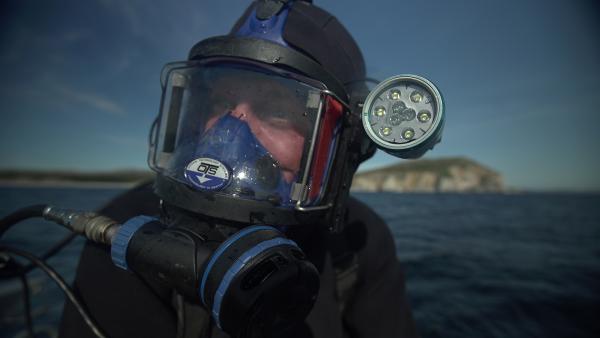 Fickle Fortune | Gold Divers | Videos | discovery+