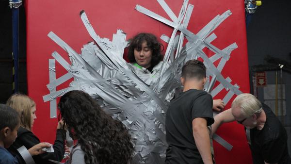 Duct Tape Special | Mythbusters Jr. | Videos | discovery+