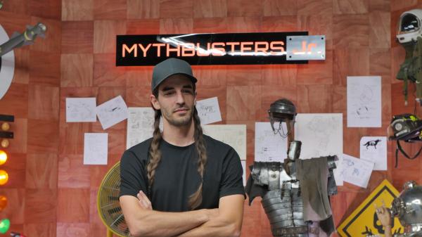 Breaking Bad Blow-Up | Mythbusters Jr. | Videos | discovery+