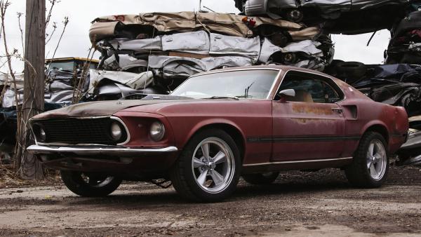 Roadkill: Junkyard-Rescue 1969 Mustang Mach 1! | Motortrend | Videos ...