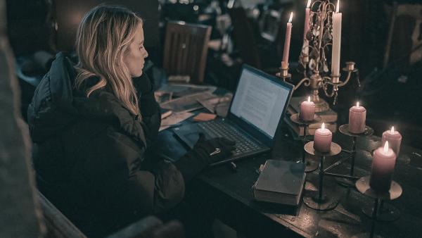 Leap Castle Co Offlay | Spooked Ireland | Videos | discovery+