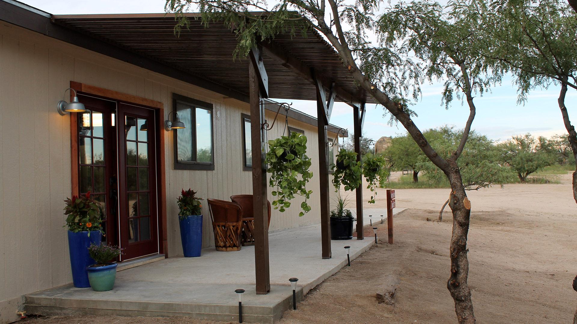 Hotel Impossible - Arizona - Triangle T Ranch